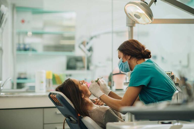 The Effects of Anorexia and Bulimia on Your Oral Health | Meadows ...