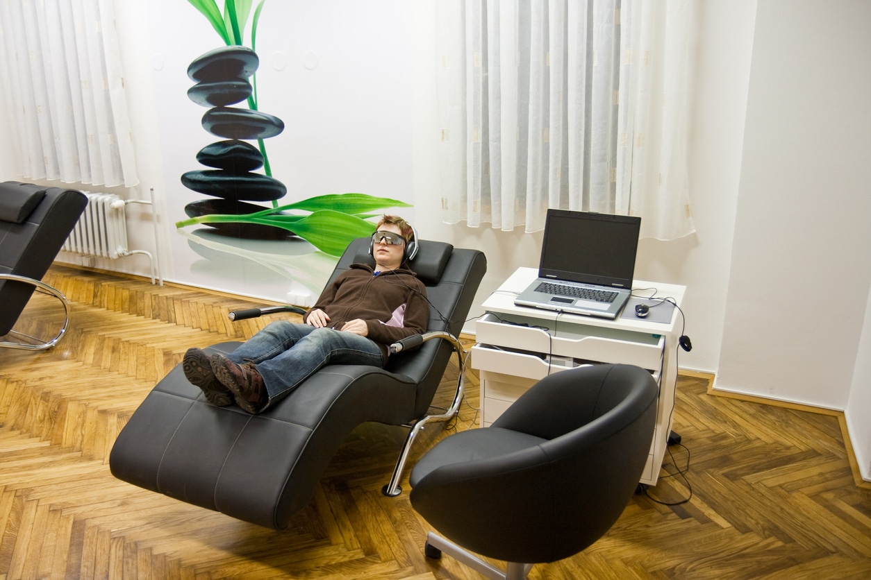 A Beginner’s Guide to TMS Therapy for Depression | Meadows Behavioral ...